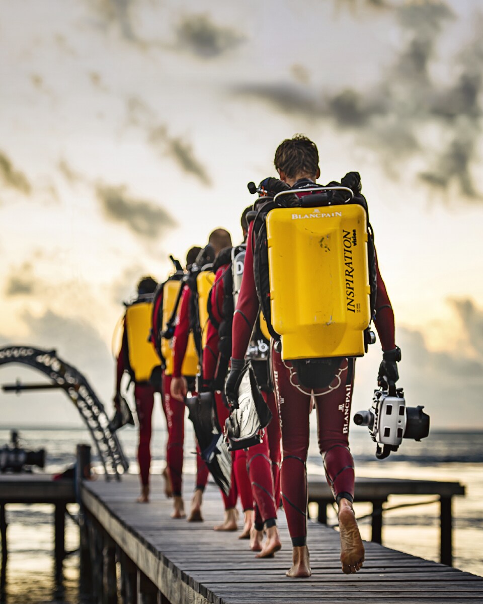 700 Sharks IN THE NIGHT | Blancpain Digital Magazine